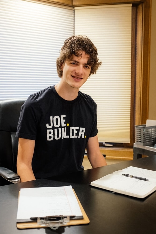 JOE BUILDER – About Us