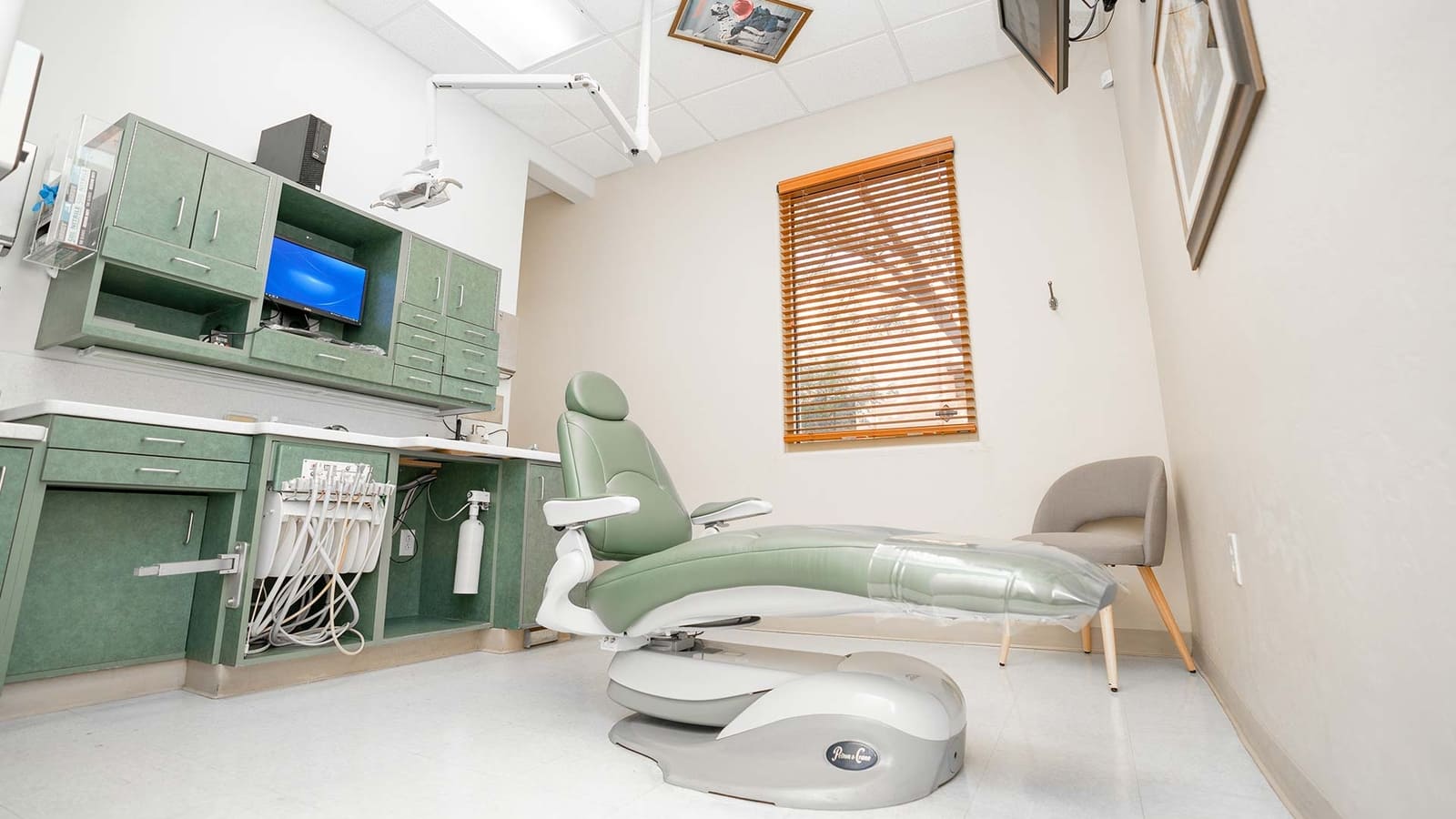 Dentist in Tucson, AZ | Affordable Family Care