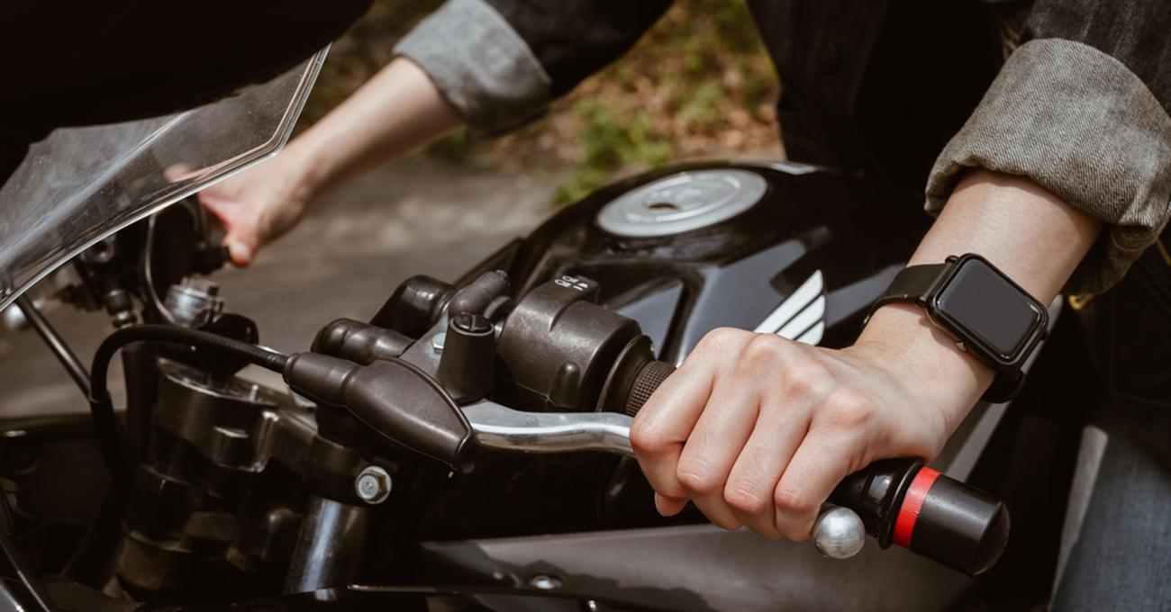 Can You Downshift Multiple Gears On A Motorcycle? | ThrottlePack