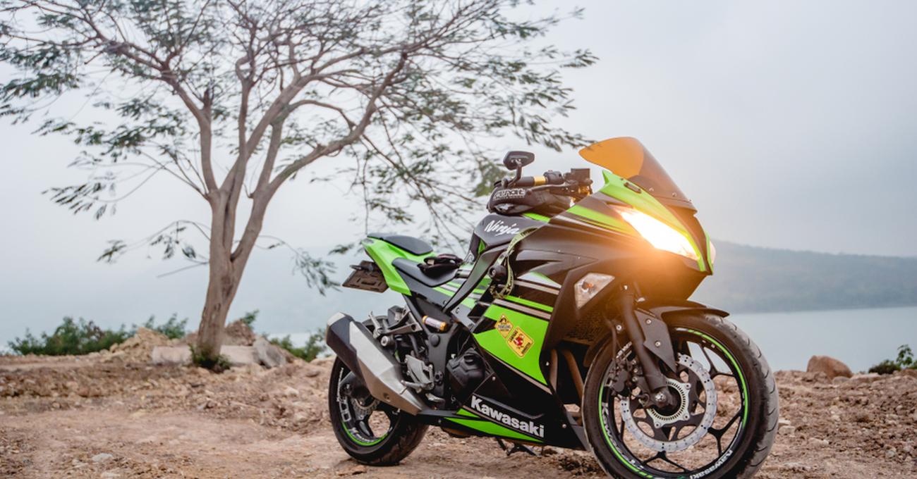 KTM 390 Vs Ninja 300 | ThrottlePack