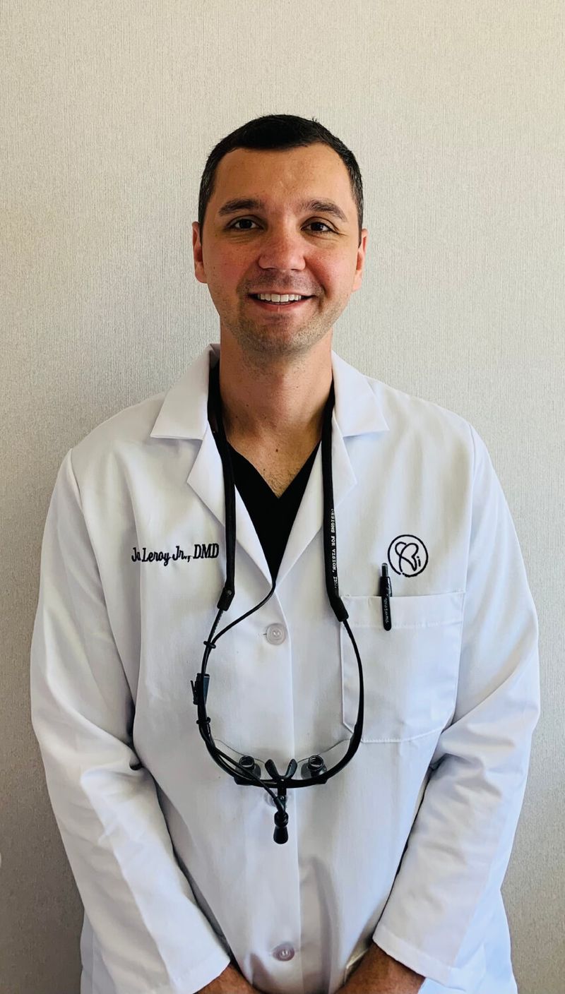 About Us | RI Oral Surgery & Implant Center