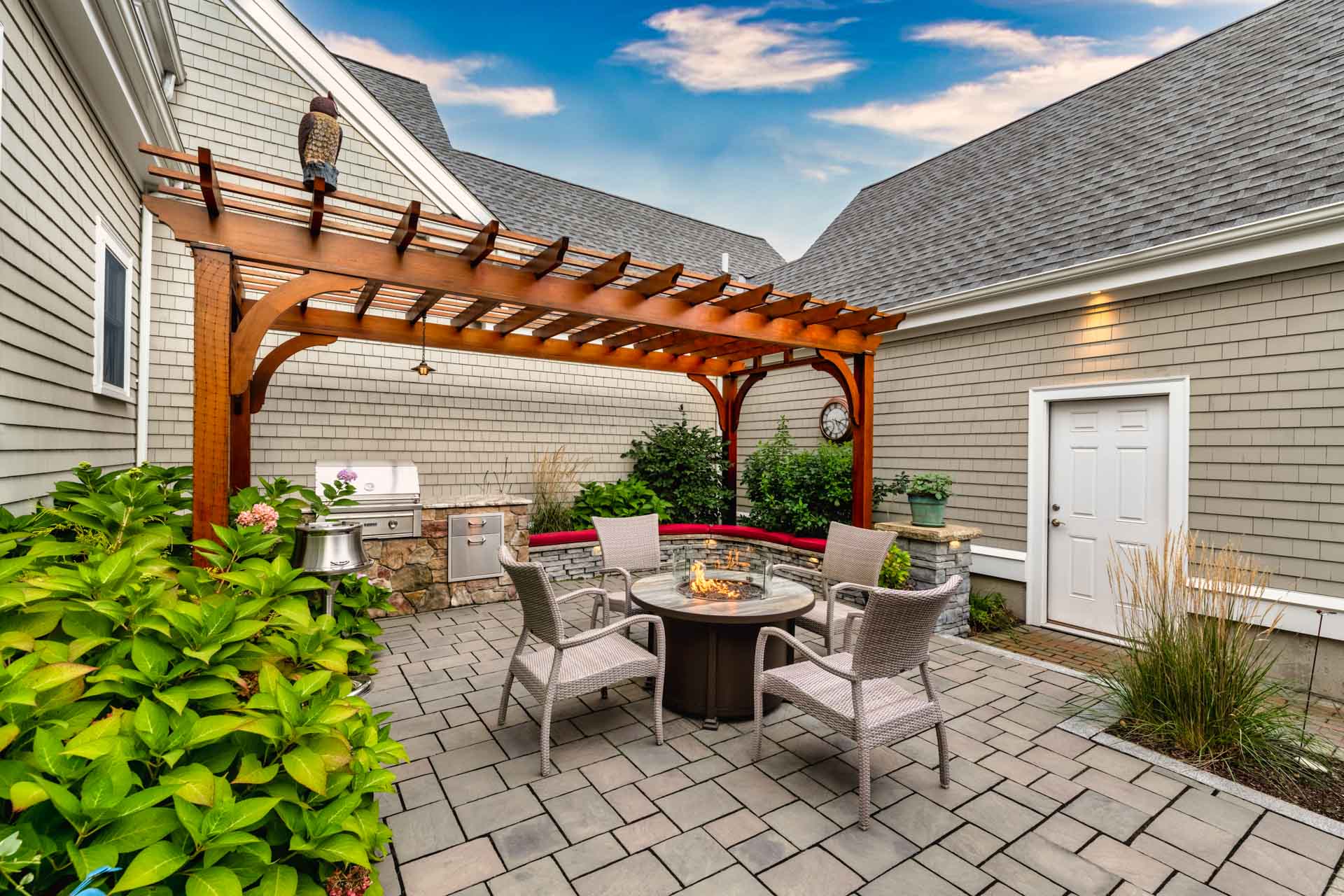 Pergolas and Trellises | Hardscapes | Artistic Landscapes