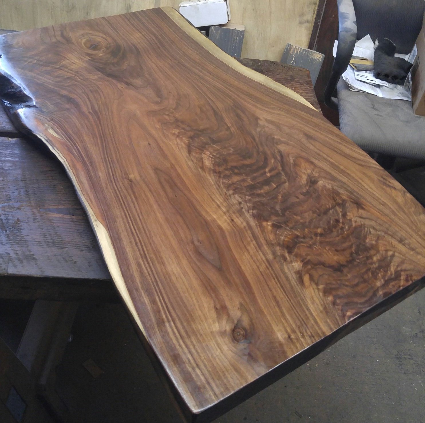Slab & reclaimed wood furniture maker in Kansas City