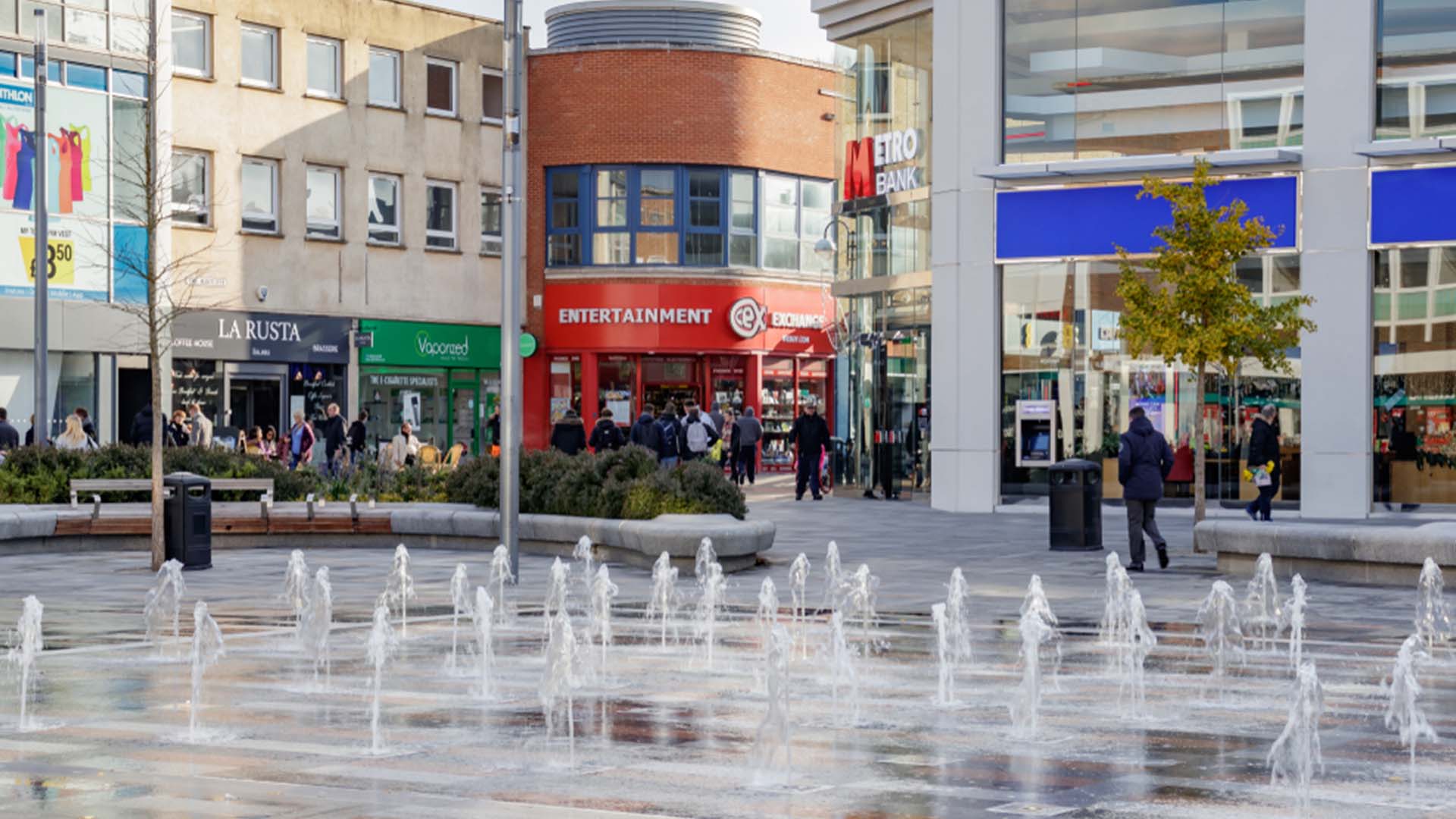 Reasons for moving to Crawley right now! | Zoom Hybrid Estate Agent