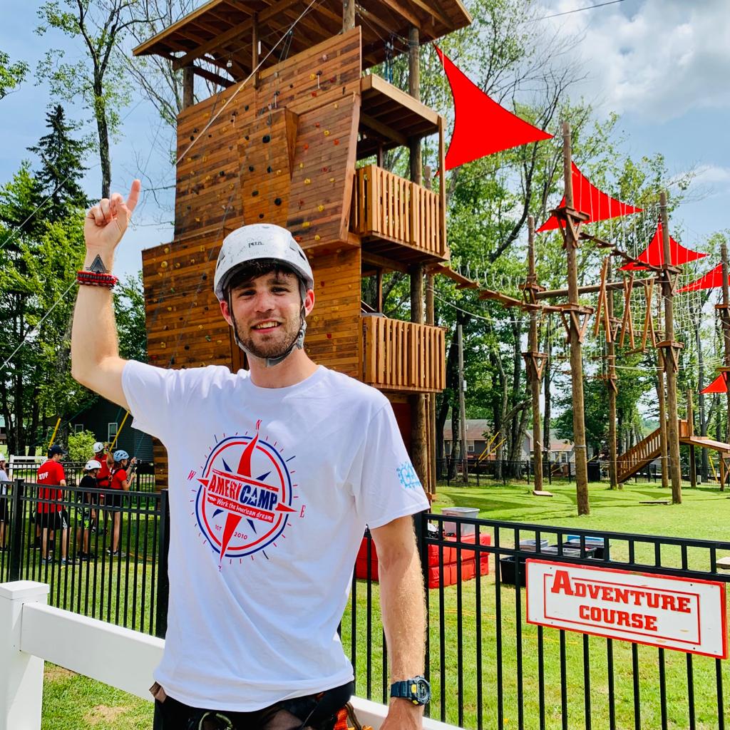 How to Become a Camp Counselor in the US: Make Money & New Friends ...