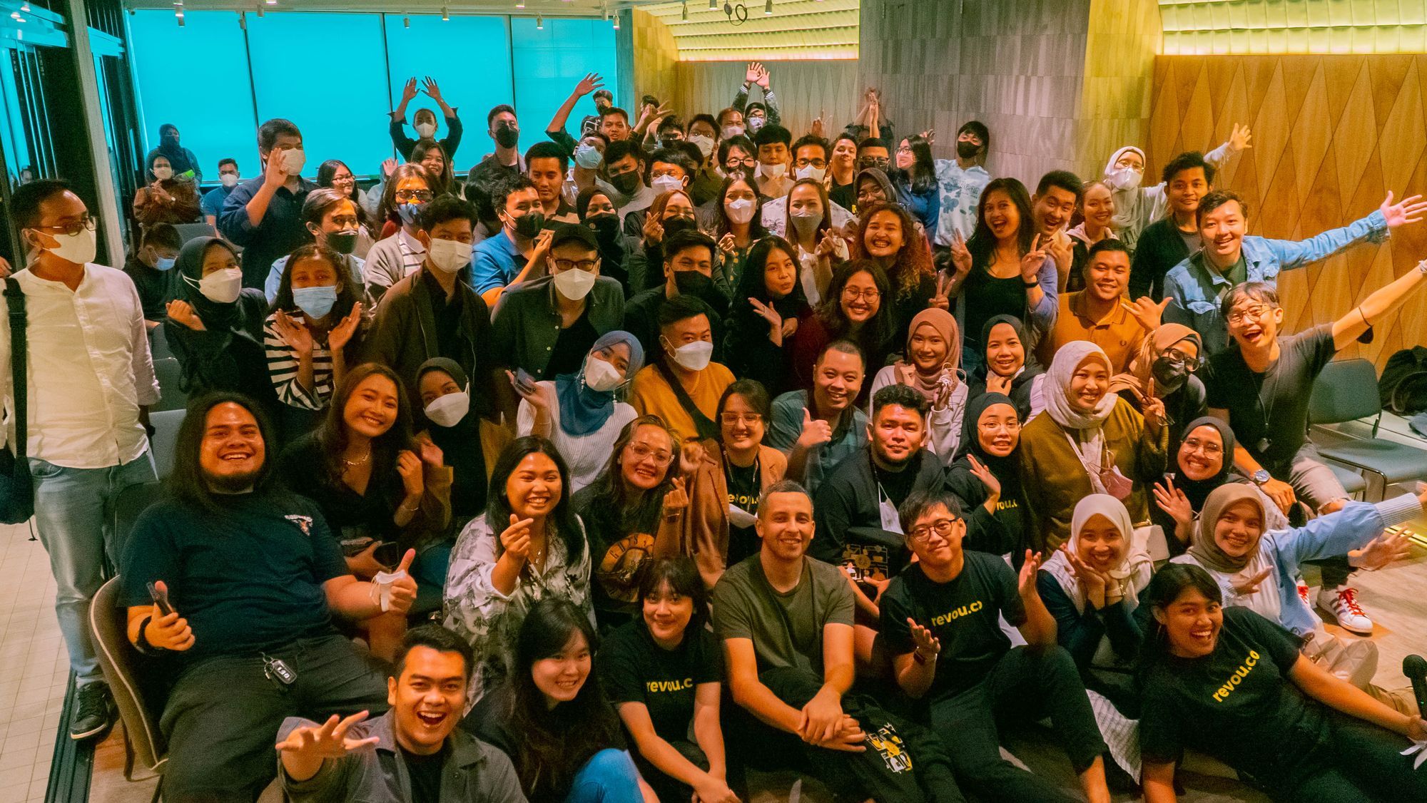RevoU | Indonesia’s Largest Live Online Learning Community