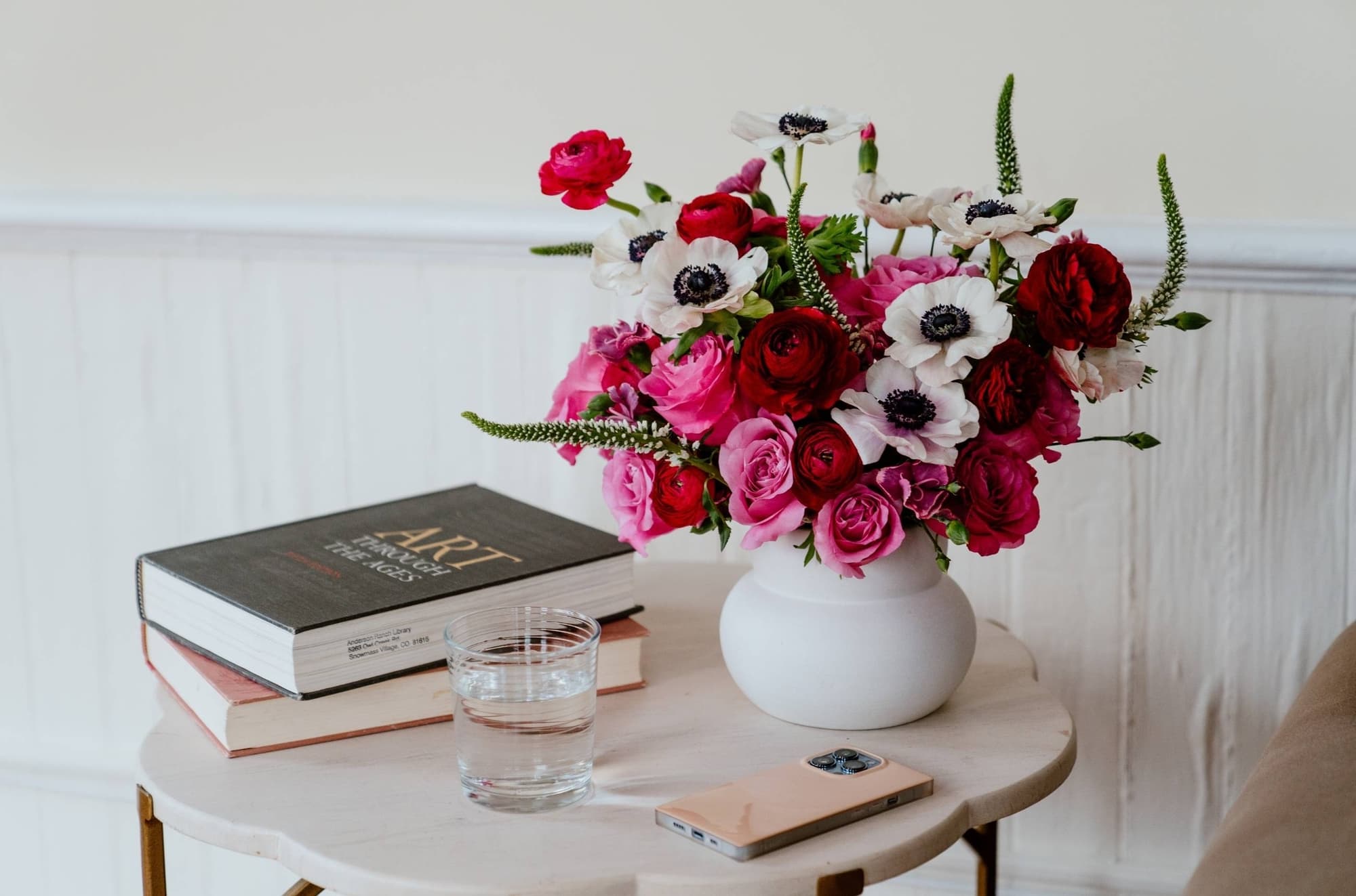 Stunning wedding flowers for any couple | Poppy Flowers