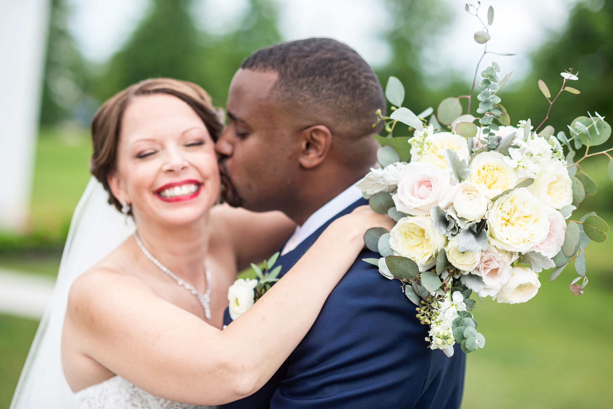 Sweeney Barn: Angie + Justin | Poppy Flowers