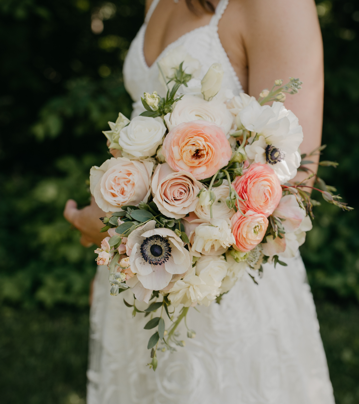 Planning Flowers for Your Wedding Party | Poppy Flowers
