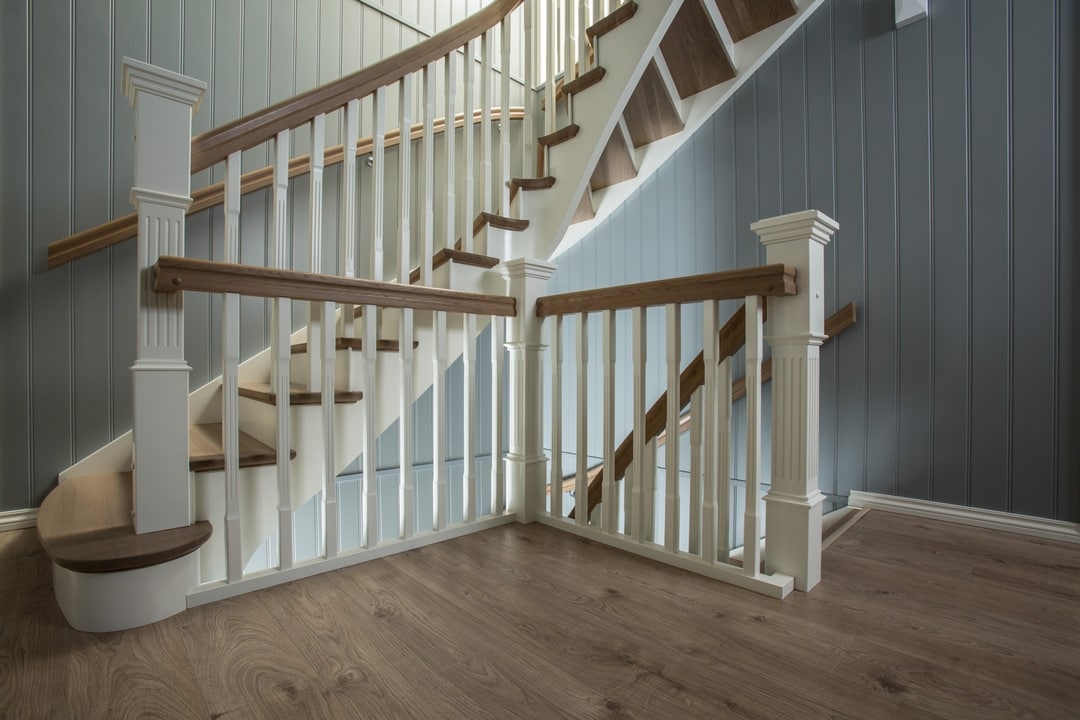 Trapperingen | Din lokale trappeleverandør