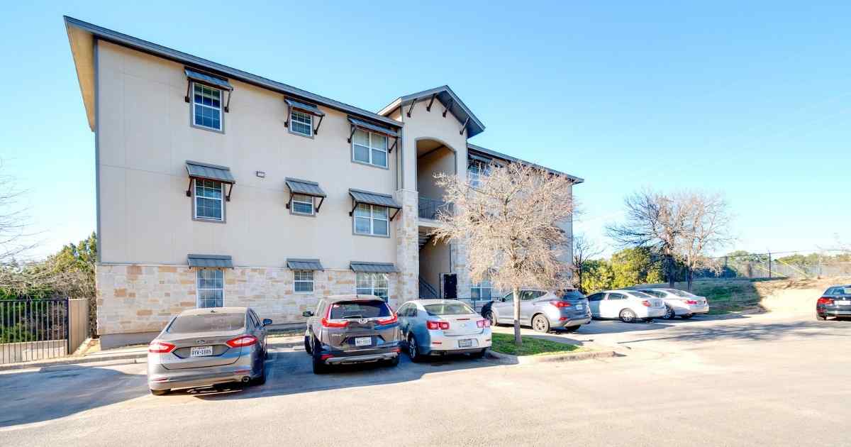 Availability | Logan Ridge | San Marcos, Texas
