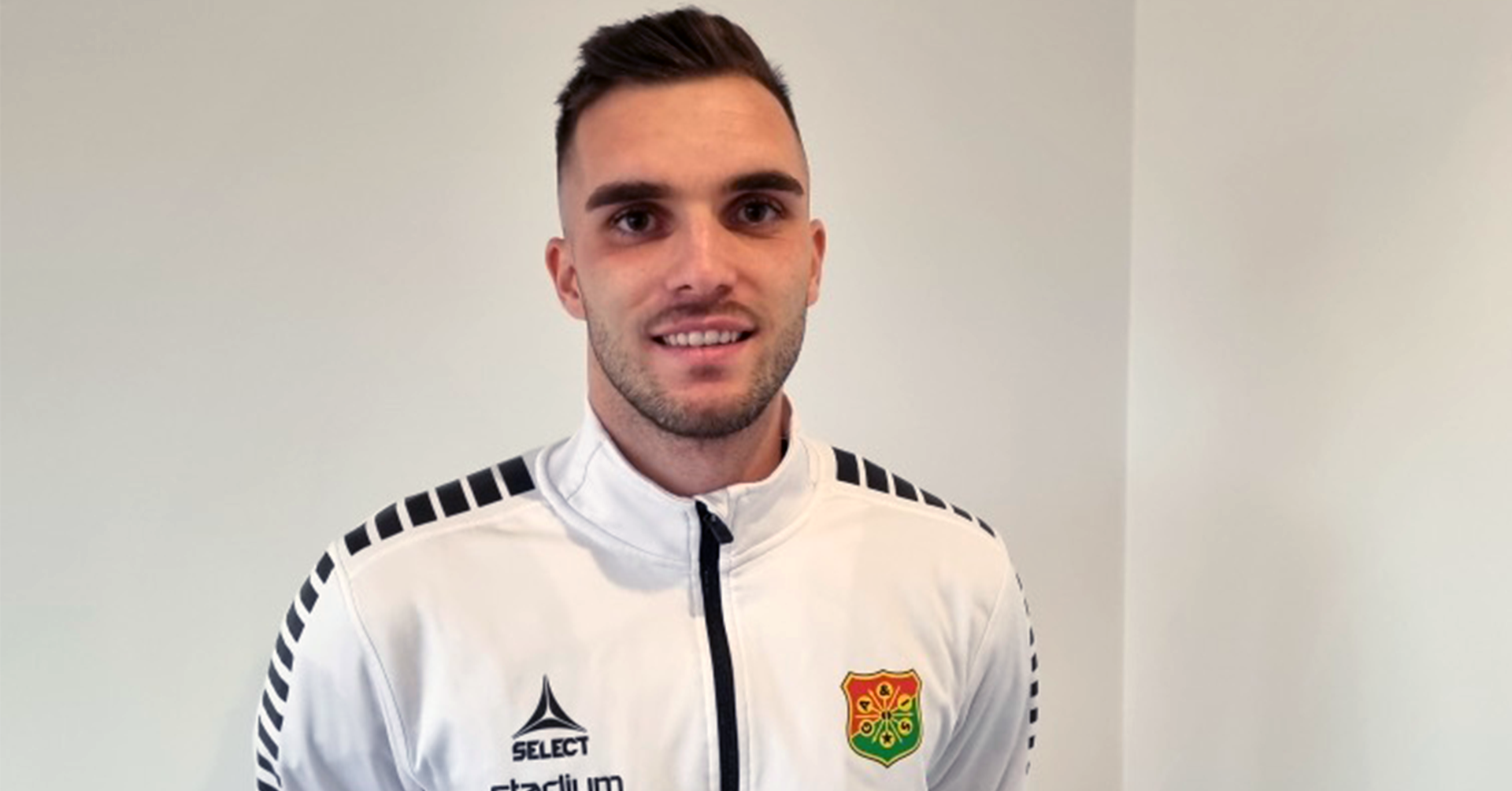 GAIS | GAIS värvar mittfältaren Viktor Alexandersson