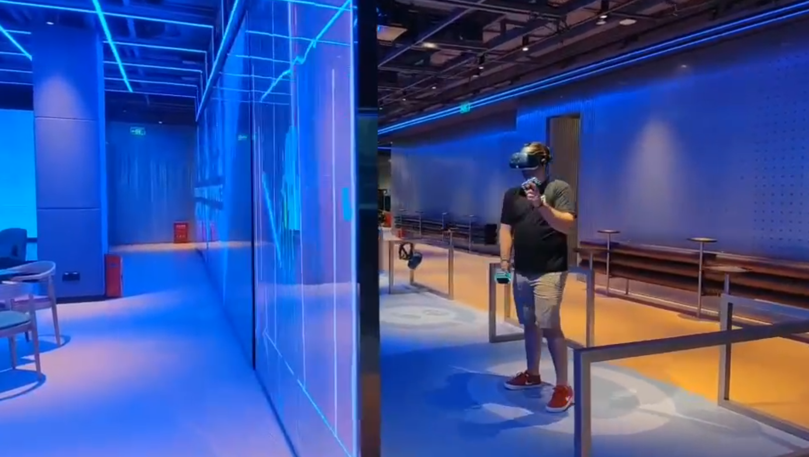 Record & stream yourself from VR with LIV