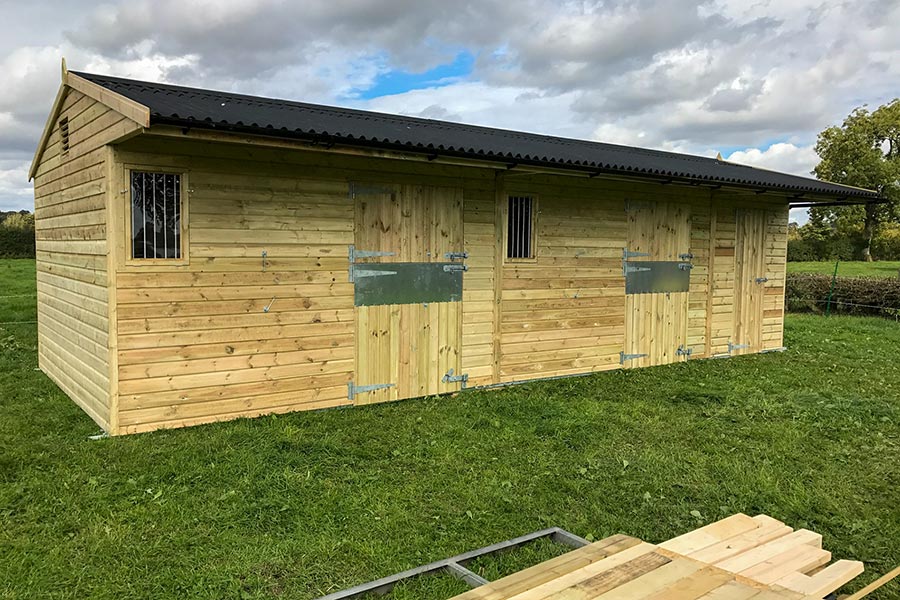 Mobile Stables | Colt Stables