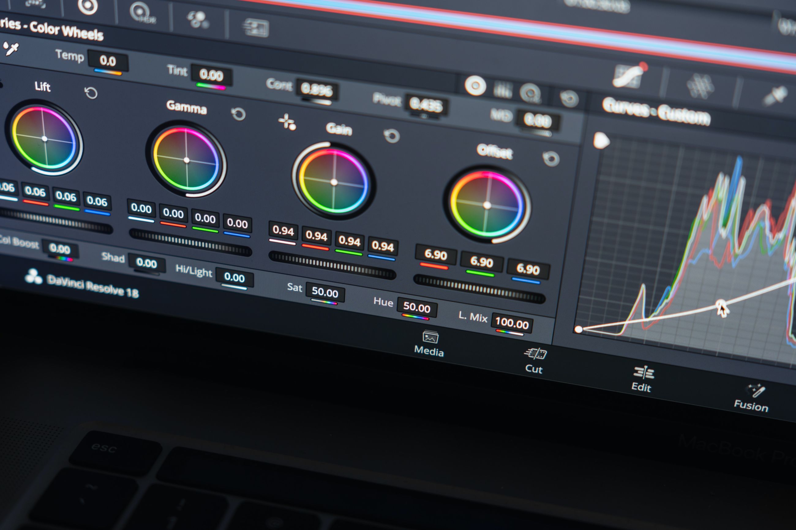 DaVinci Resolve System Requirements + Recommendations for Mac, Windows ...