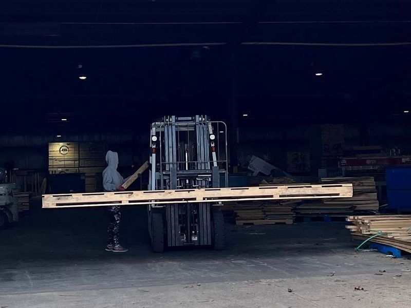 Southwest Missouri's Leader in Pallets | J&M Pallet Company