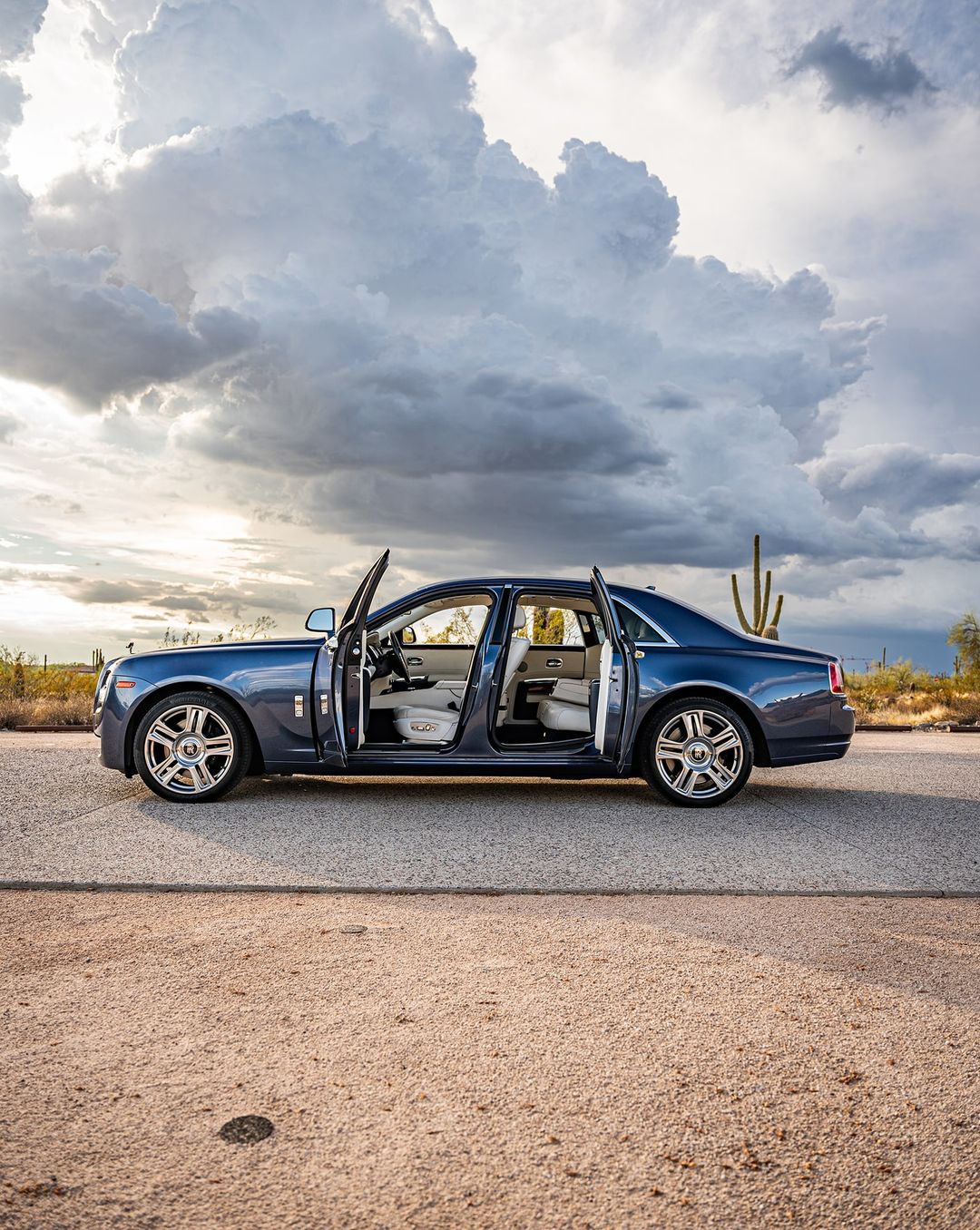 Royal Rentals - Rent Cars in Phoenix & Scottsdale