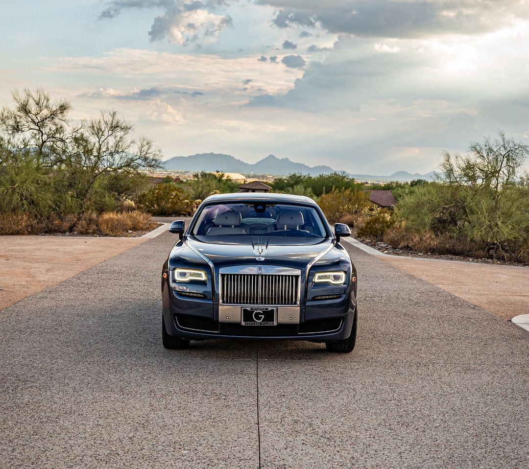 Royal Rentals - Rent Cars in Phoenix & Scottsdale