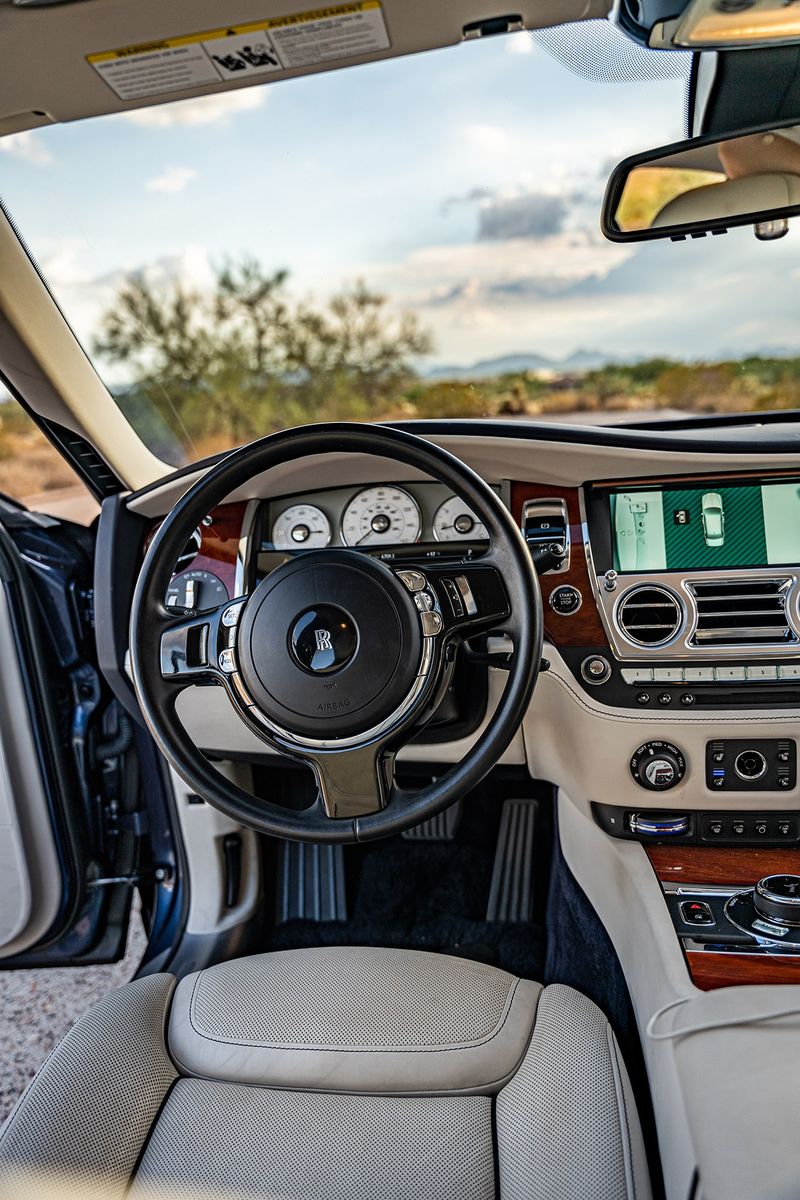 Royal Rentals - Rent Cars in Phoenix & Scottsdale