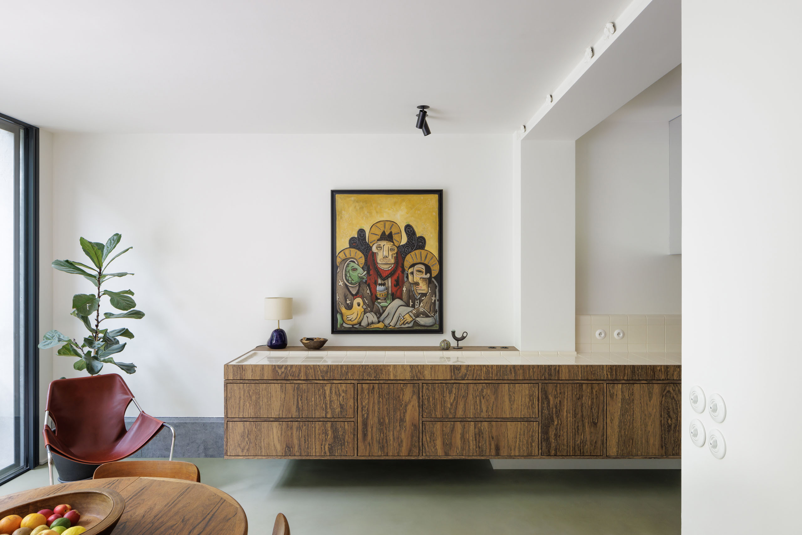 WE BARGE — CONTEKST