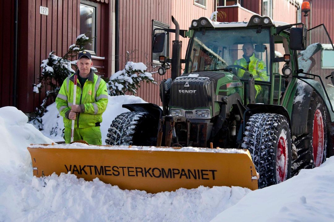 Snøbrøyting og snørydding | Vaktmesterkompaniet AS