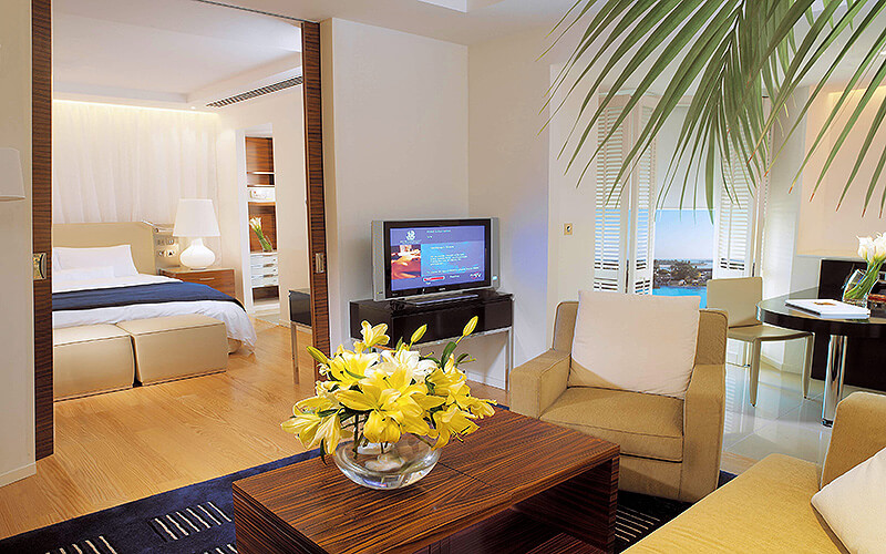 The Ritz-Carlton Hotel Renovation - GPZ Group