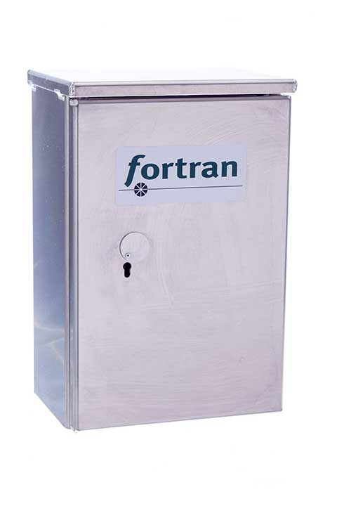 FORTRAN PEDESTRIAN CROSSOVER CONTROLLER (PXO)