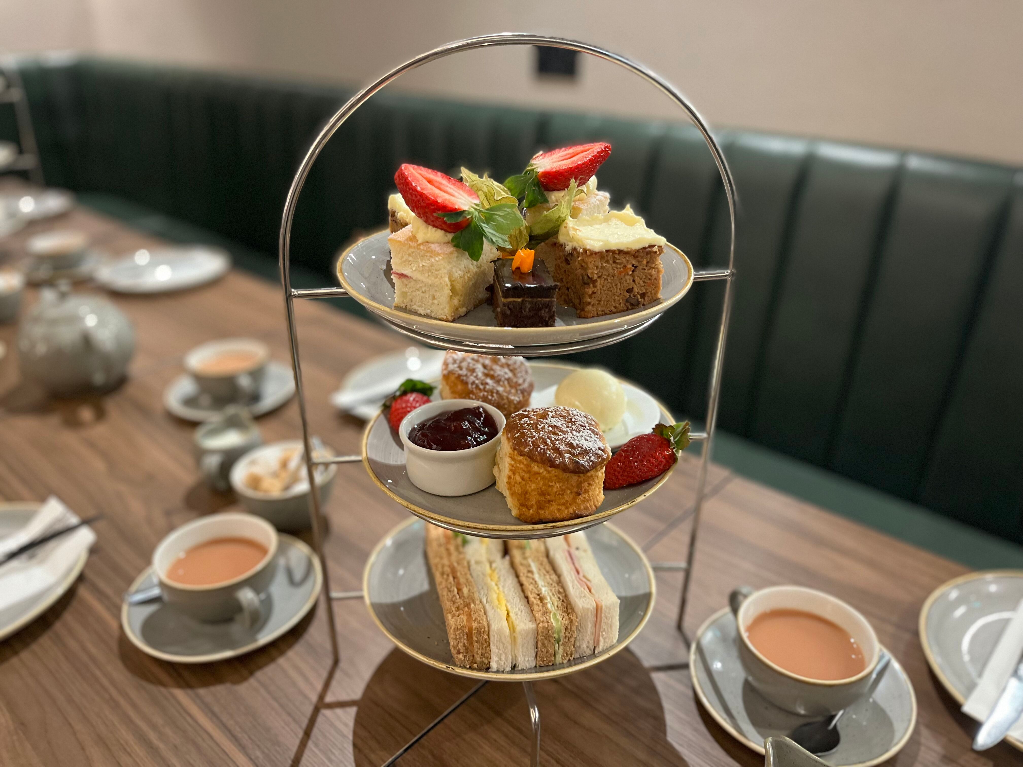 Afternoon Tea | Holiday Inn Gatwick Worth