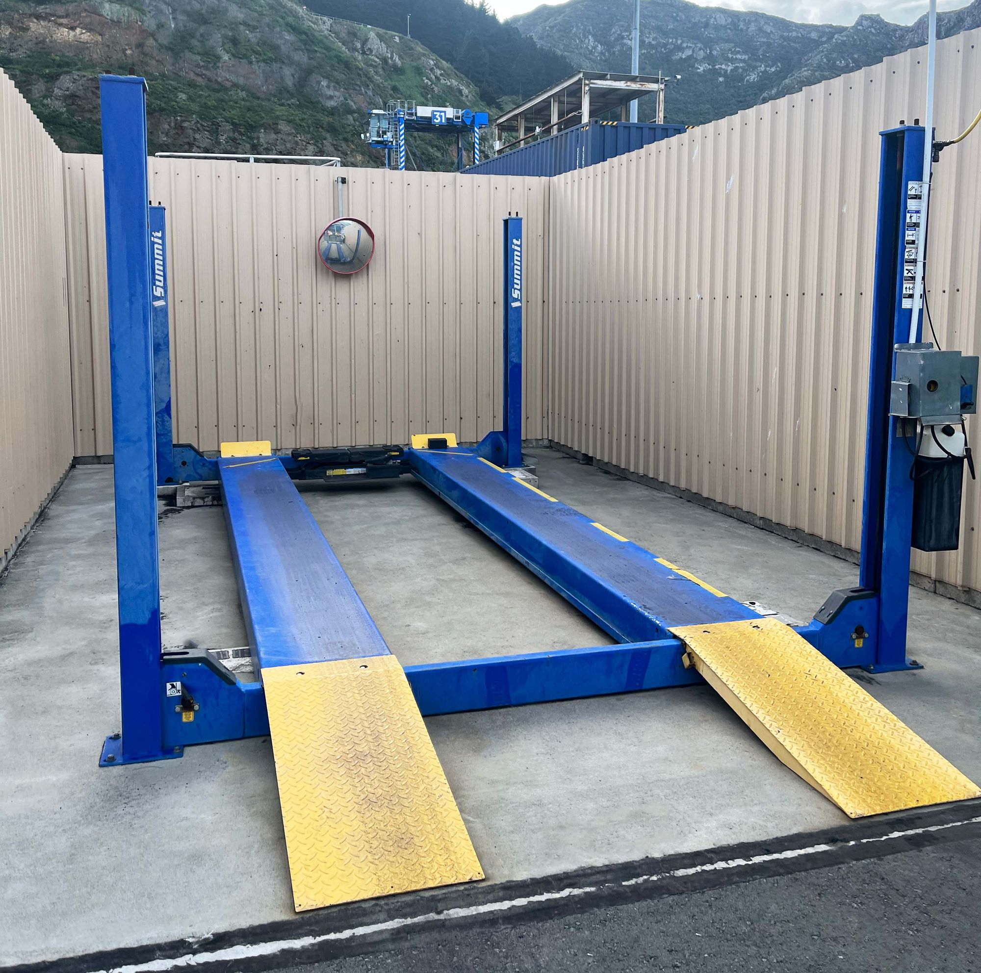 Import Vehicles from Europe - Dolphin Shipping