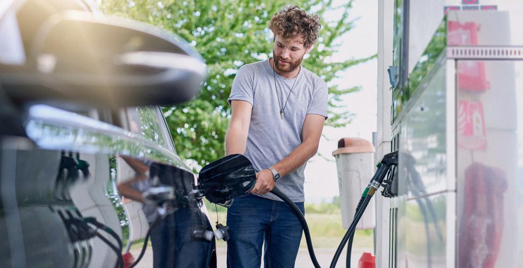 Super Blog - Top 5 hacks to save on gas