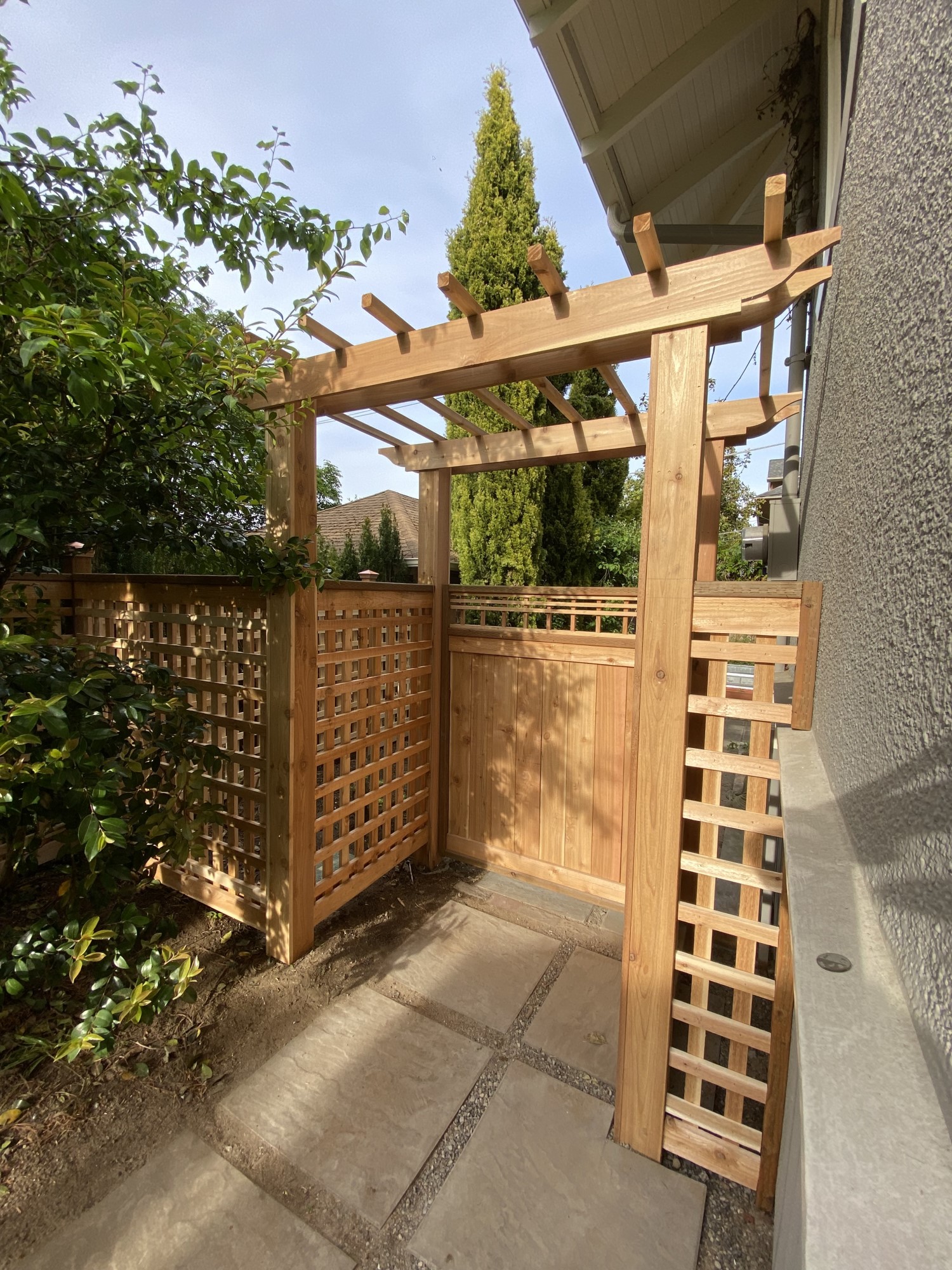 #1 PNW Fence Company | Experts in Wooden Fences | ALPINE Fencing
