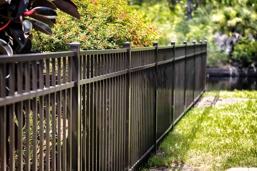 #1 PNW Fence Company | Experts in Wooden Fences | ALPINE Fencing