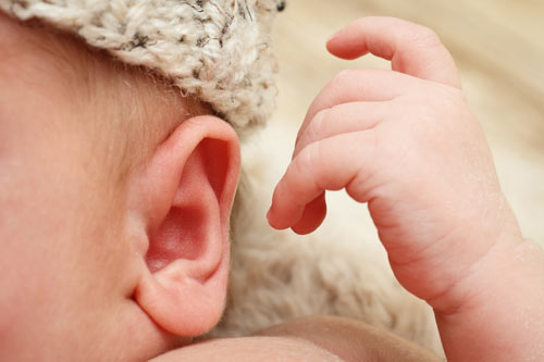 Early Signs of Infant Deafness/Hearing Impairmente | Mount Sinai ...