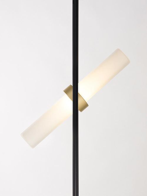 Typography Cilon by Studio Truly Truly