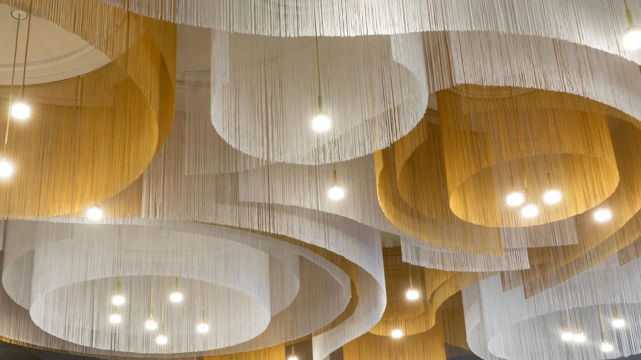 Let's Meet - Rakumba Lighting