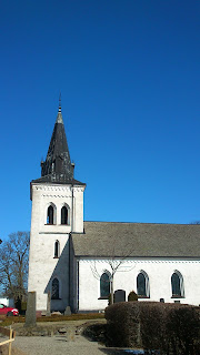 Konserveringen av Lyngby kyrka inledd.