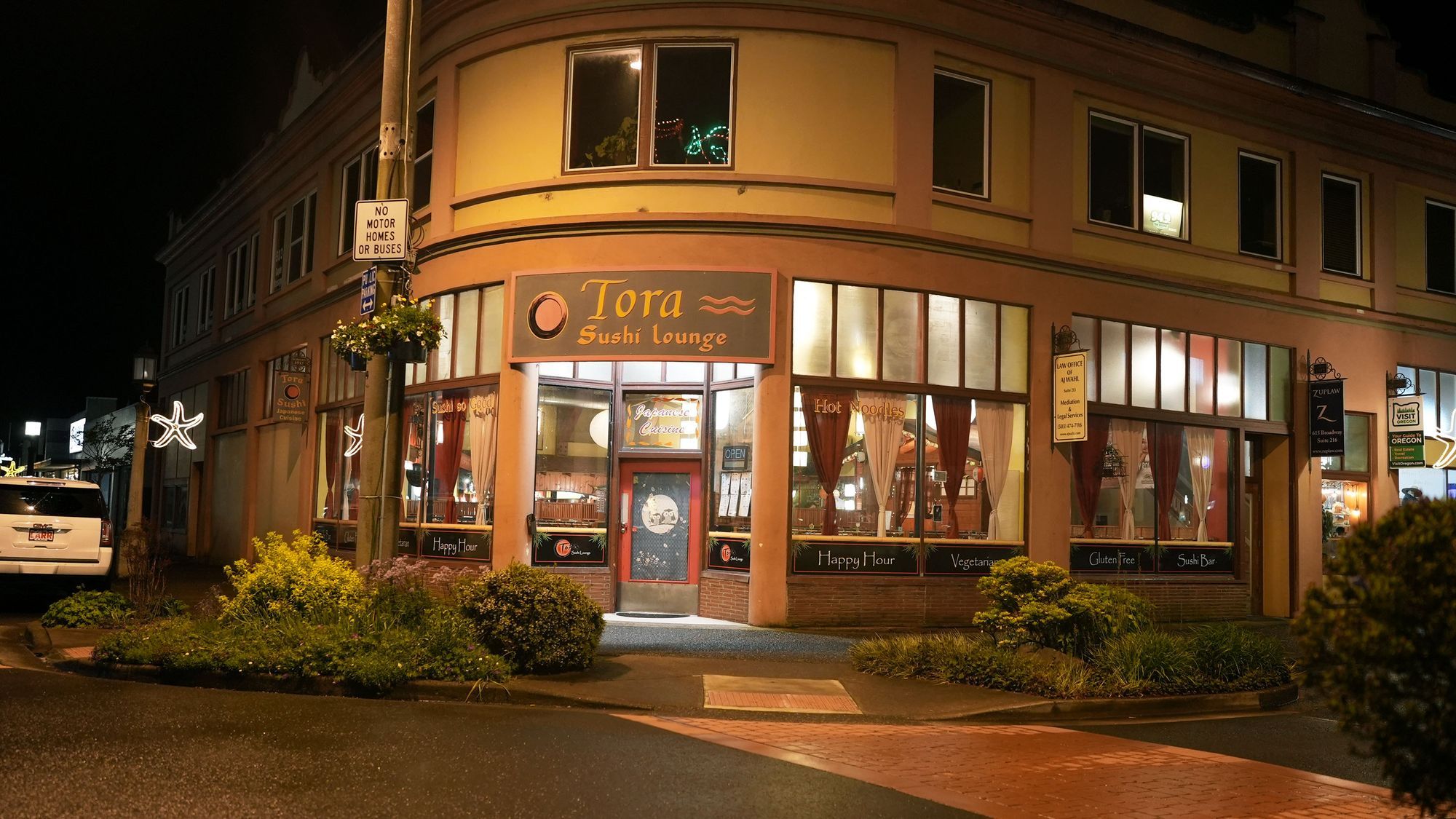 Tora Sushi Lounge - Astoria - Seaside - Tillamook