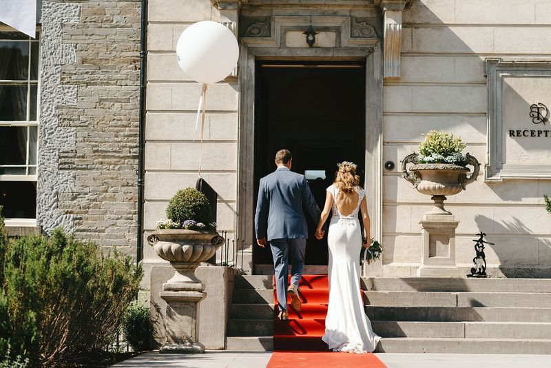 A magical summer's day in Tankardstown House. Natalie & Josh | Weddings ...