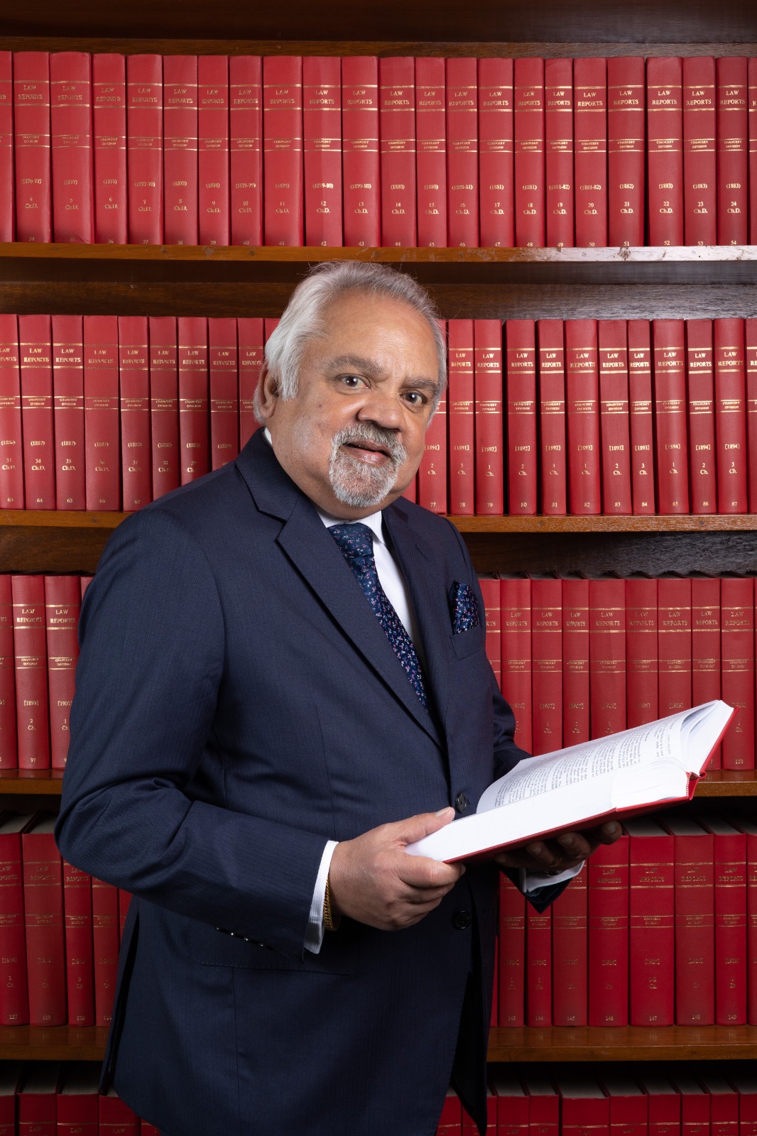 Kumar Ramanathan, S.C. 林孟達資深大律師 | 601 Dina House