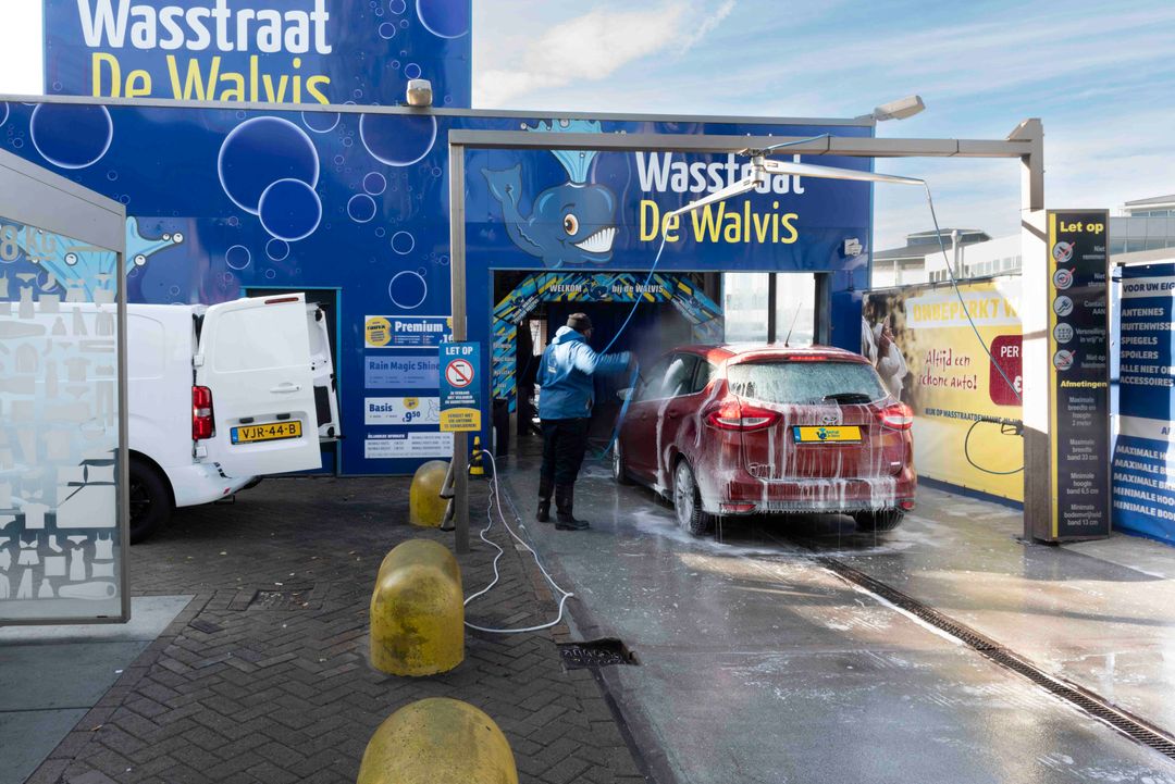 Wasstraat Dordrecht Weeskinderendijk - Wasstraat de Walvis