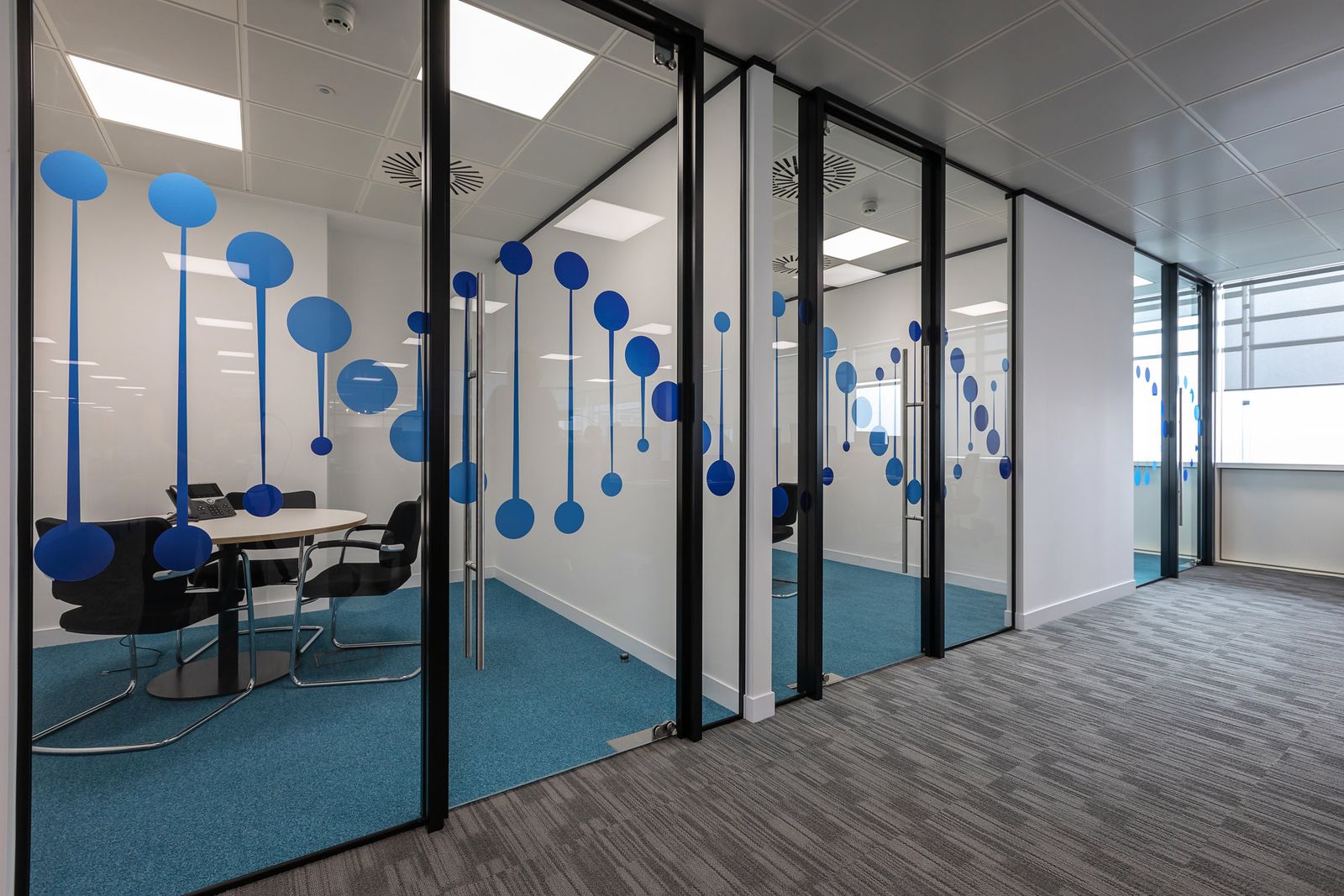 Curve Workplaces