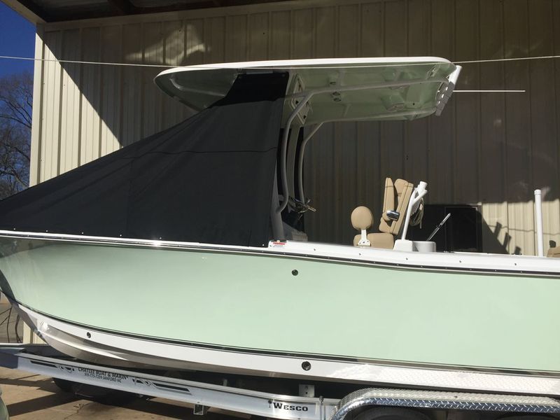 Avalon (hard top) pontoon enclosure | Featured | Craig's Marine Canvas