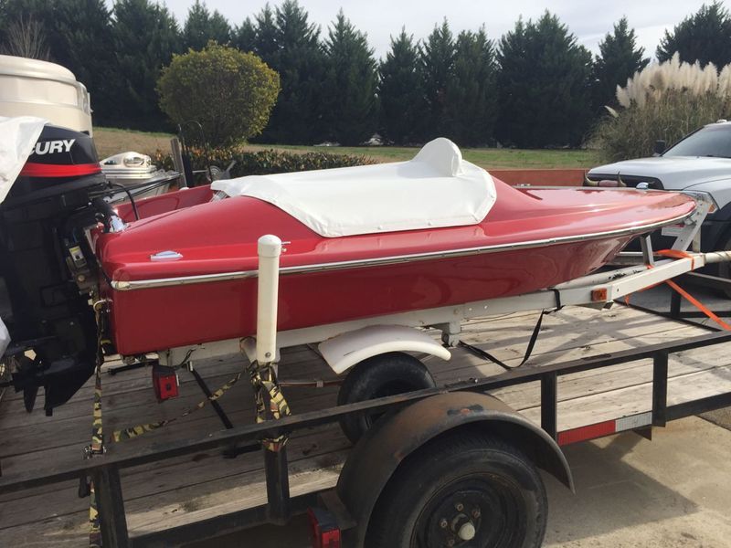 Avalon (hard top) pontoon enclosure | Featured | Craig's Marine Canvas