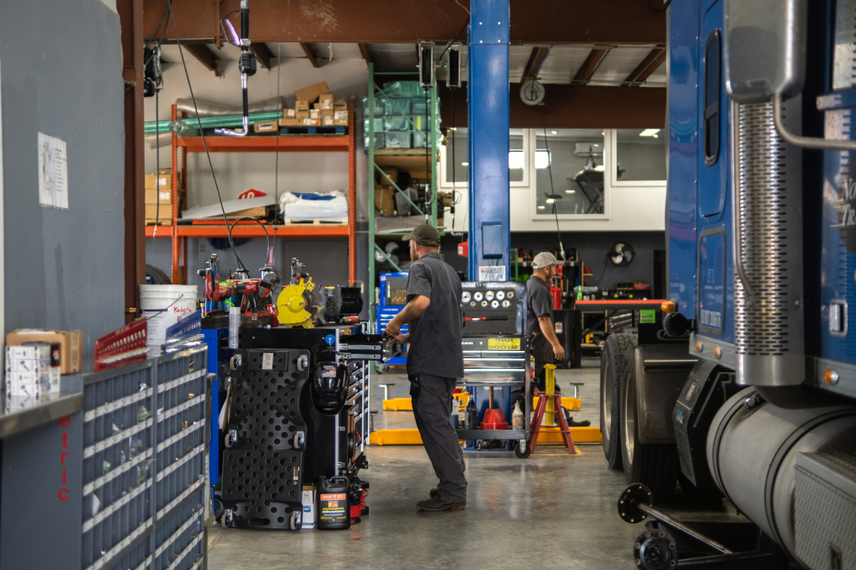Truck Repair Shop in Weyers Cave, VA | T&T Repair LLC