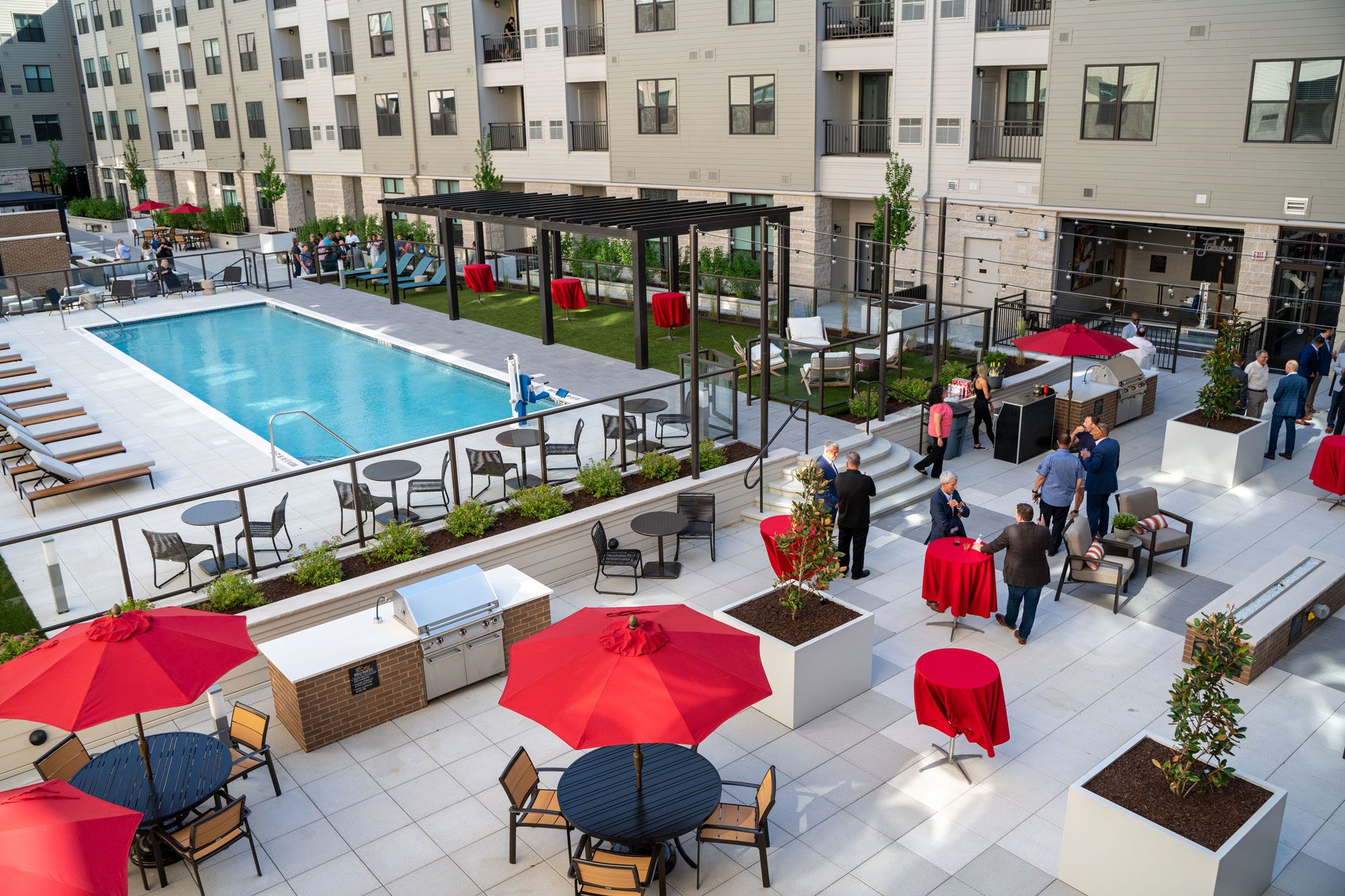 About - MÁS Development Group