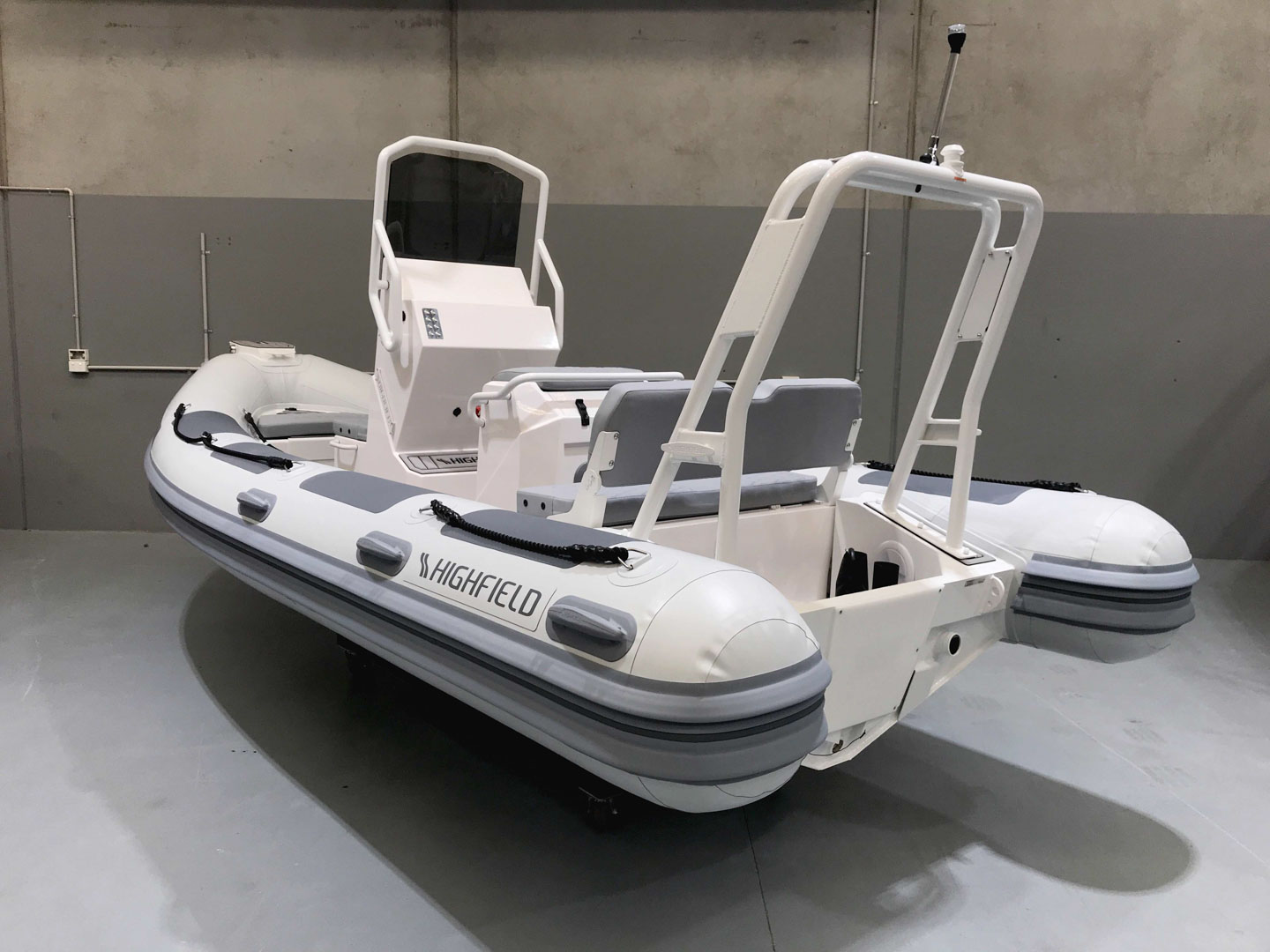 Sundance Marine | Luxury Boats | Sandringham, Melbourne | Patrol 500