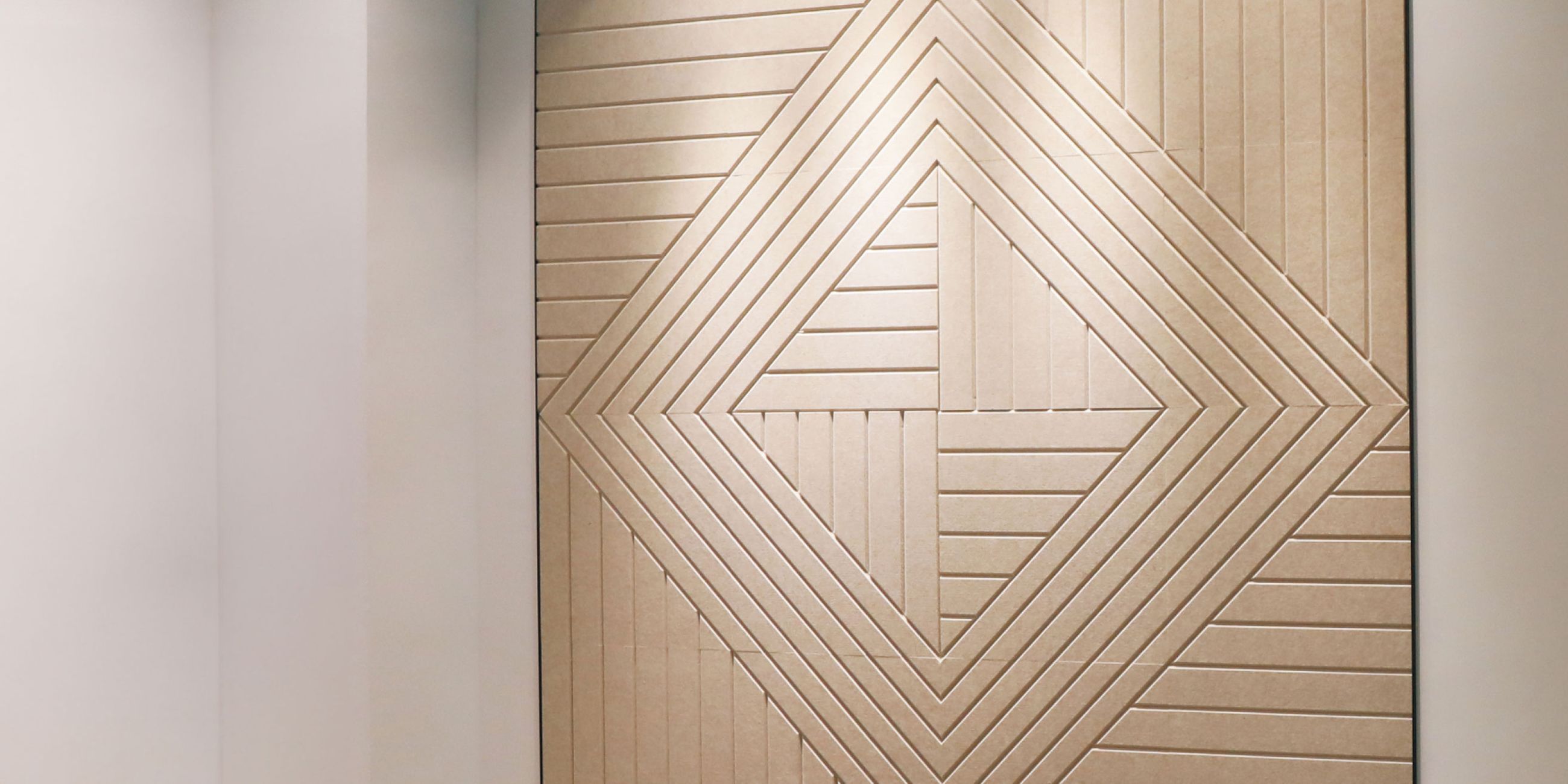 V-Cut Designs für individuelle Akustikpaneele