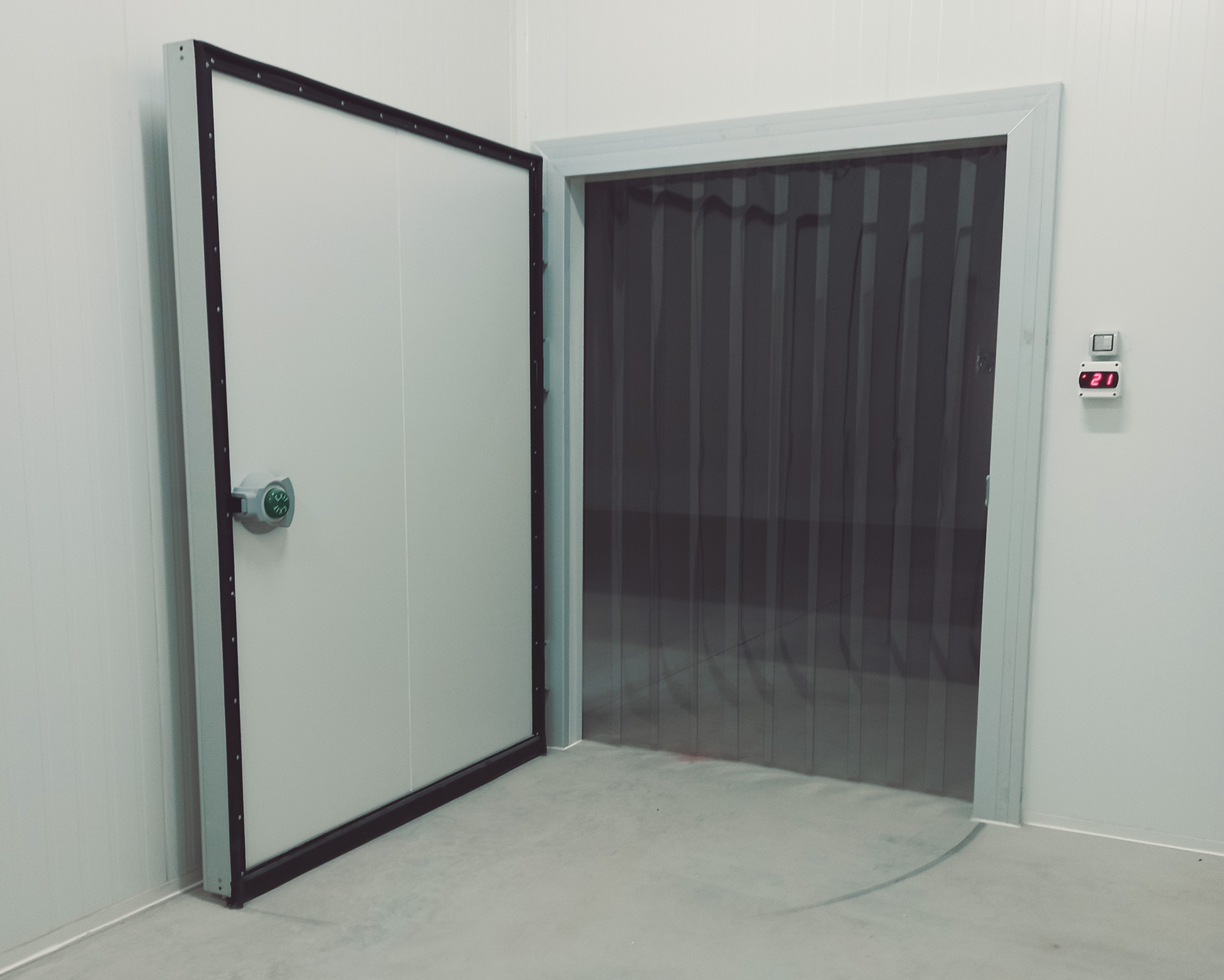 Puerta Batiente MT | HERMÉTICA