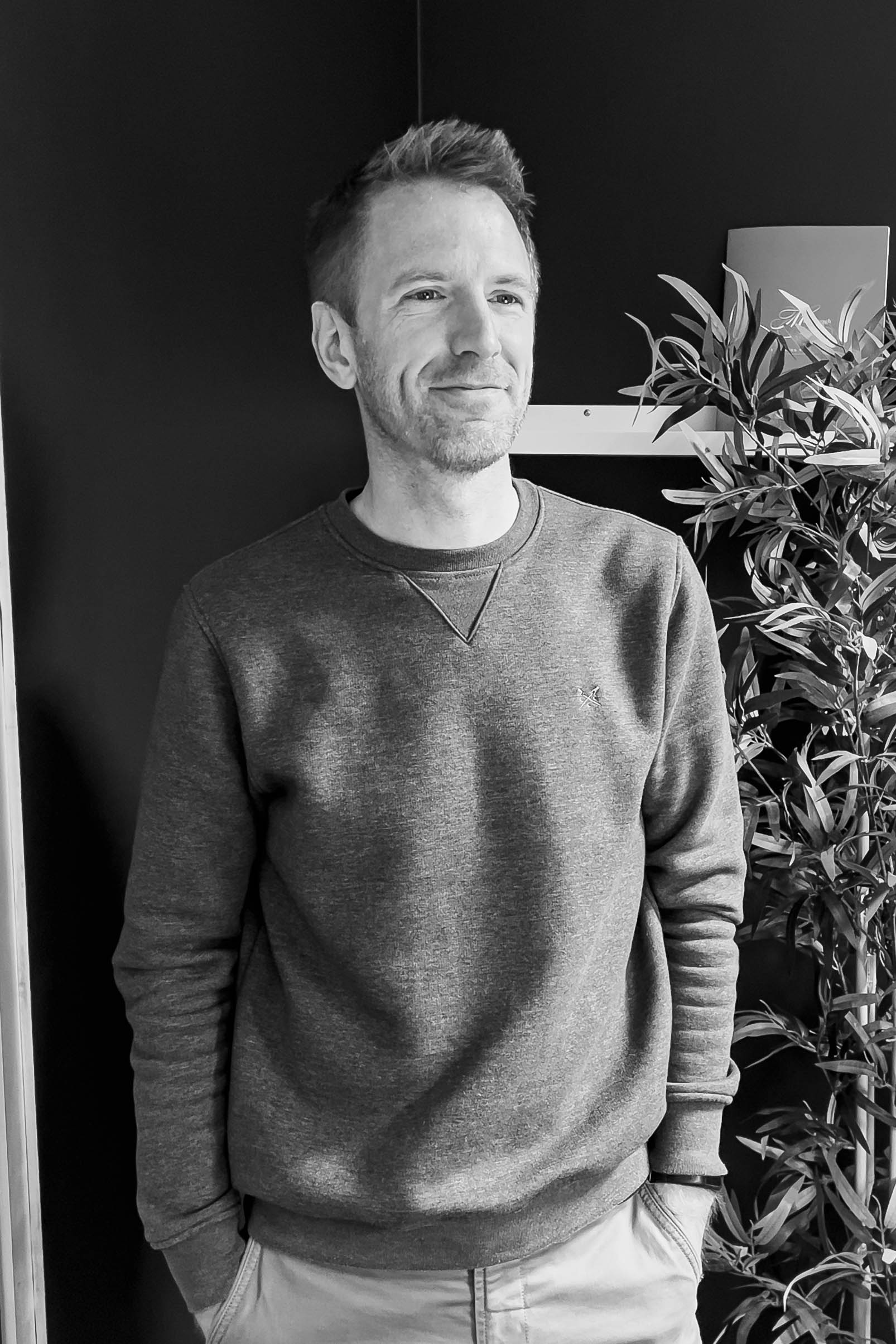 Lines | About Us | We listen. We think. We do.