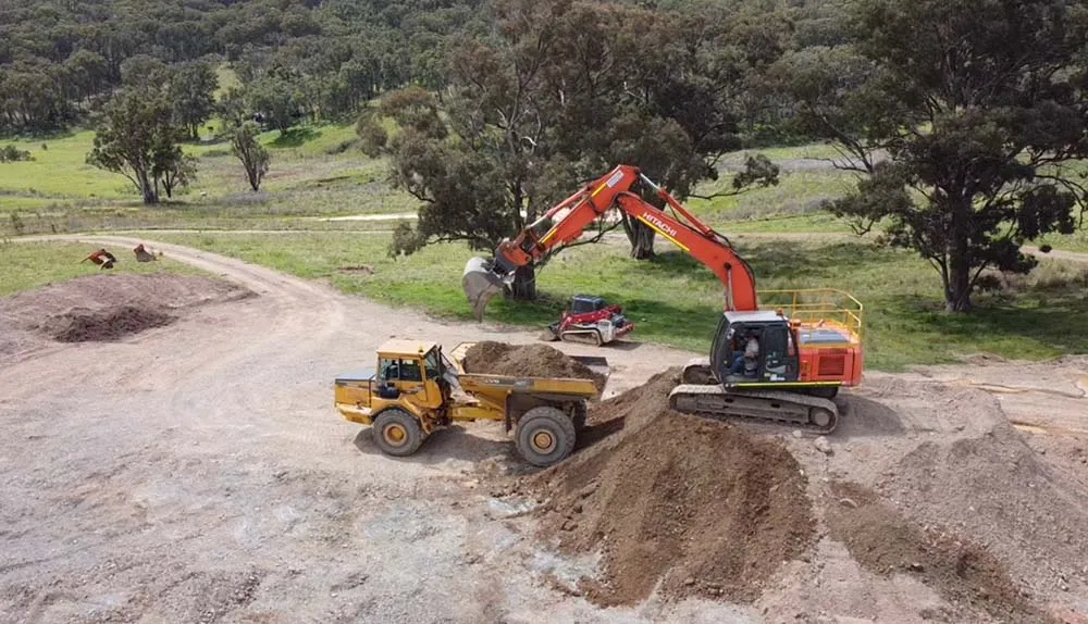 Neil Wood Earthmoving | Tamworth NSW